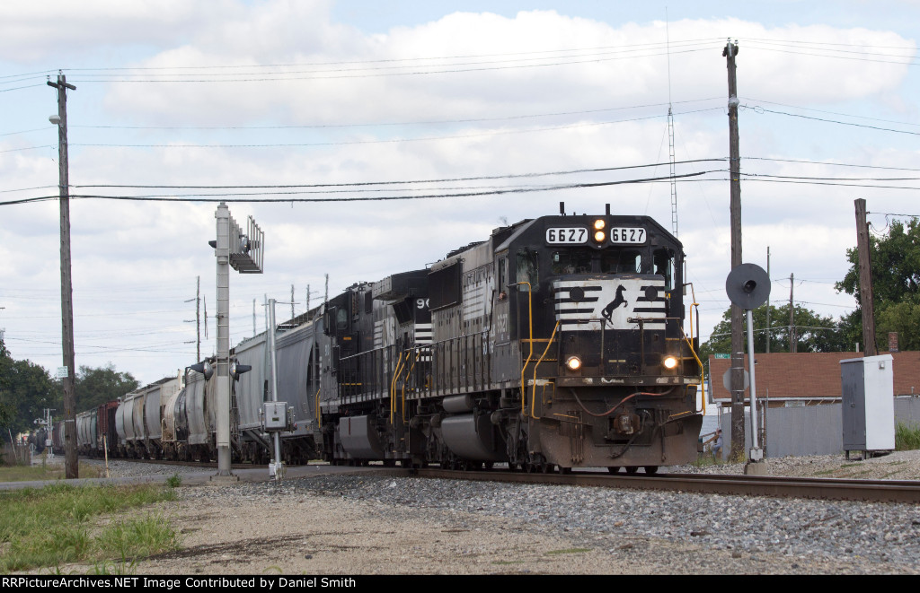 NS 6627 leads 123.